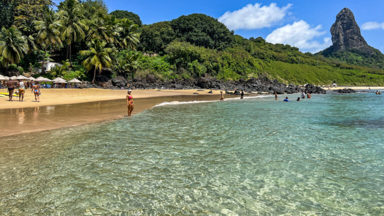13 praias em Fernando de Noronha | Como chegar e curtir